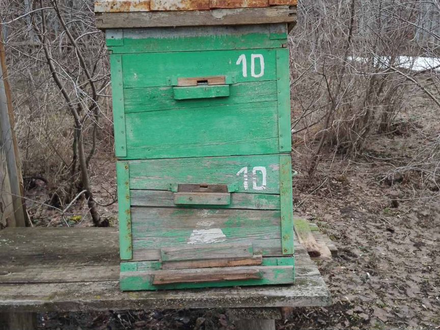 Улей для пчел бу "дадан" 12 рамок с корпусами