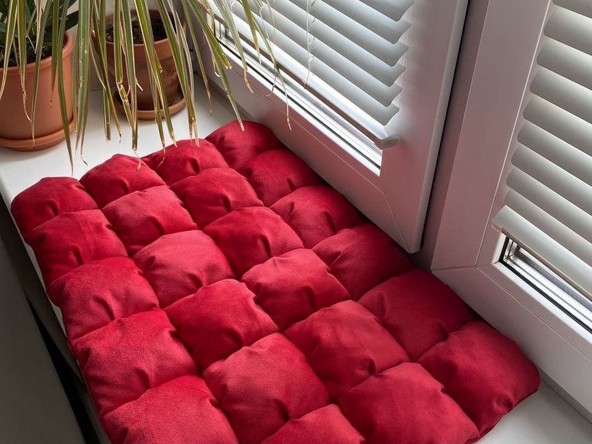 Коврик лежанка на подоконник