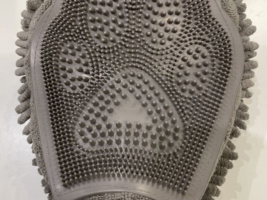 Перчатка для груминга, мытья