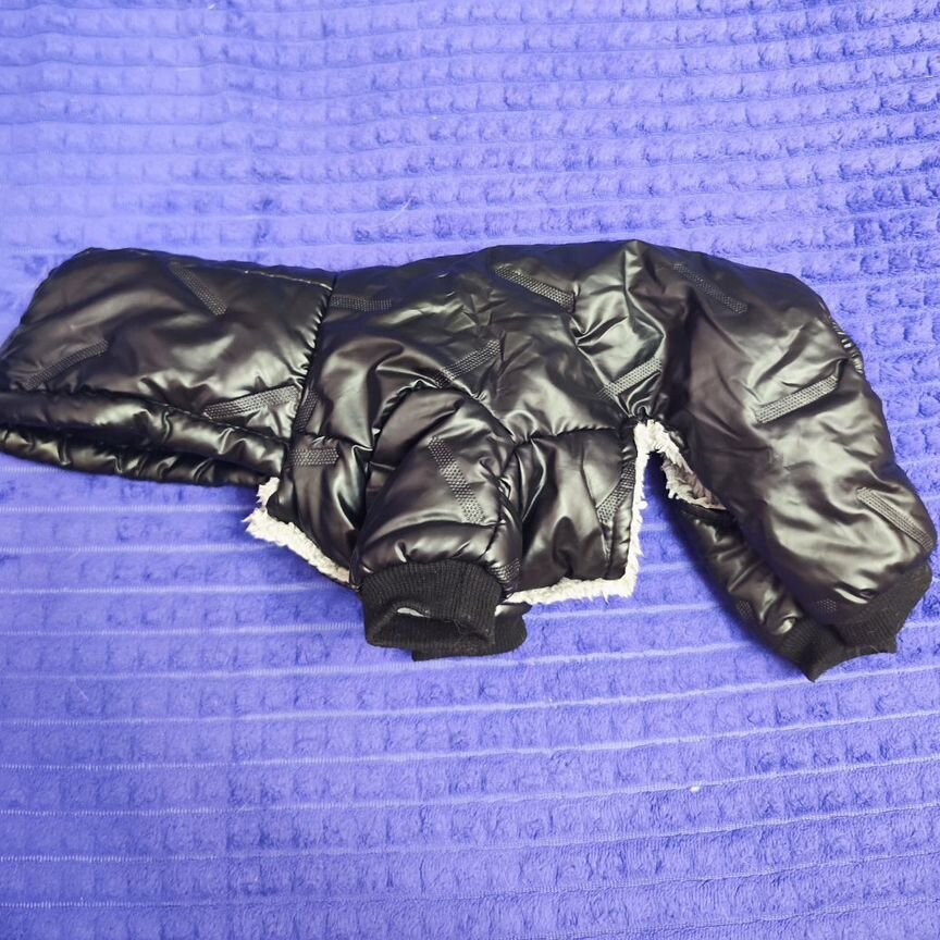 Комбинезон и жилетка для собаки