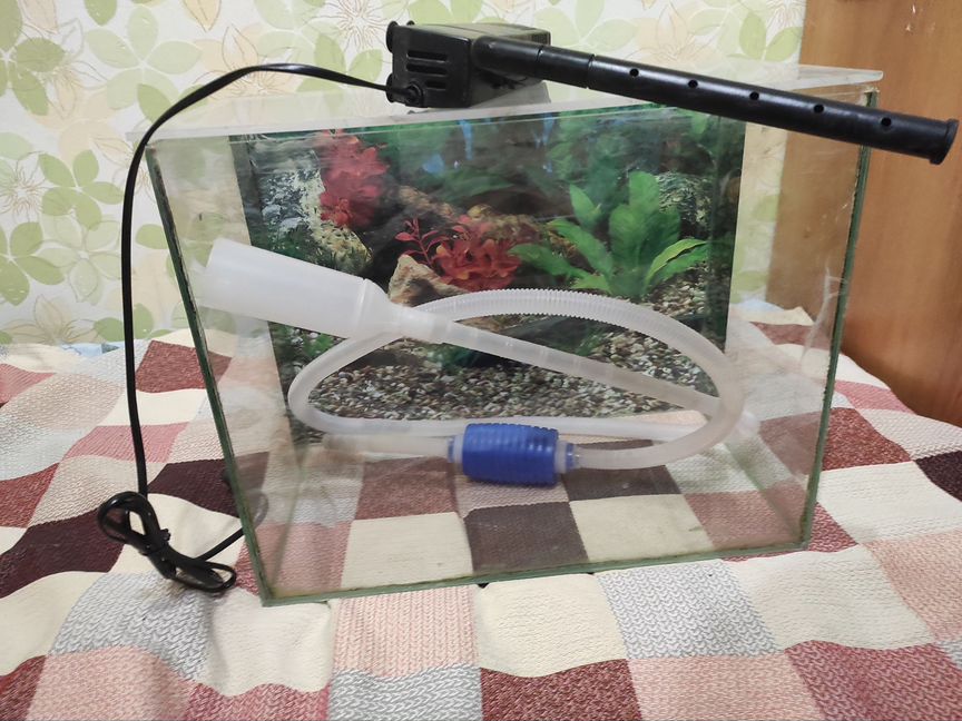 Аквариум с фильтром и помпой