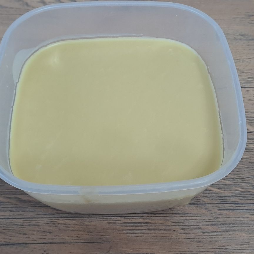 Воск пчелиный