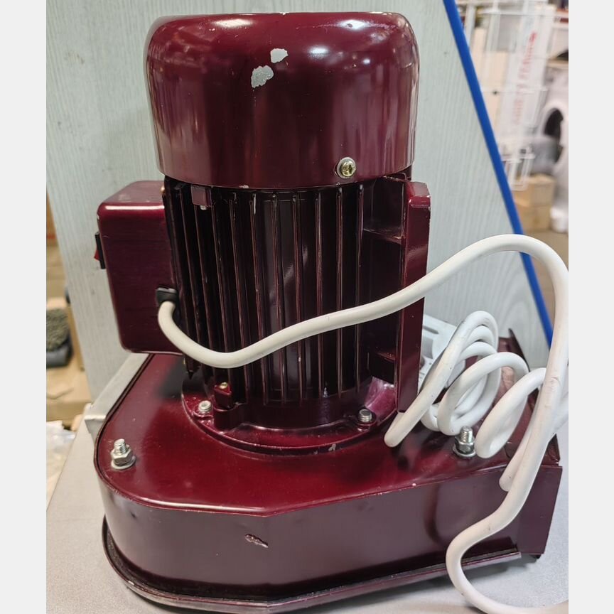 Кормоизмельчитель Зубренок б/у