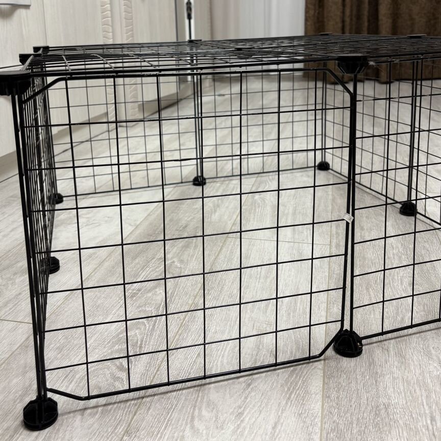 Вольер с крышей