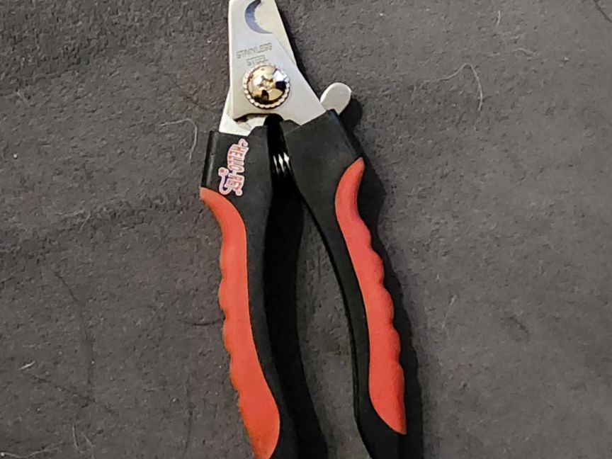 Когтерезка для собак