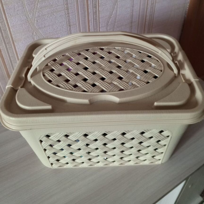 Переноска для животных пластиковая