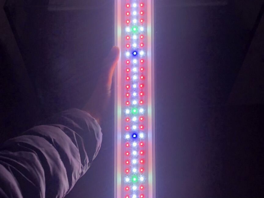 Светильник для аквариума с электронным таймером