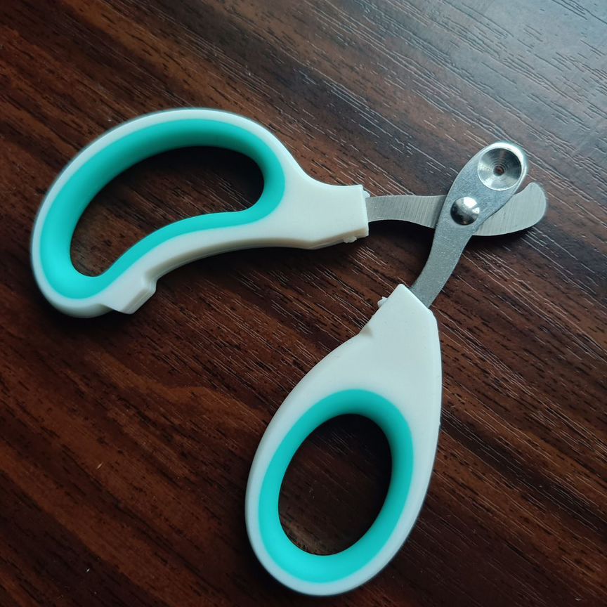 Когтерезка для кошек с ограничителем