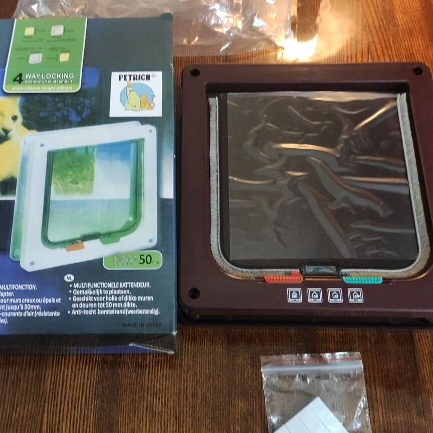 Окно для домашнего питомца