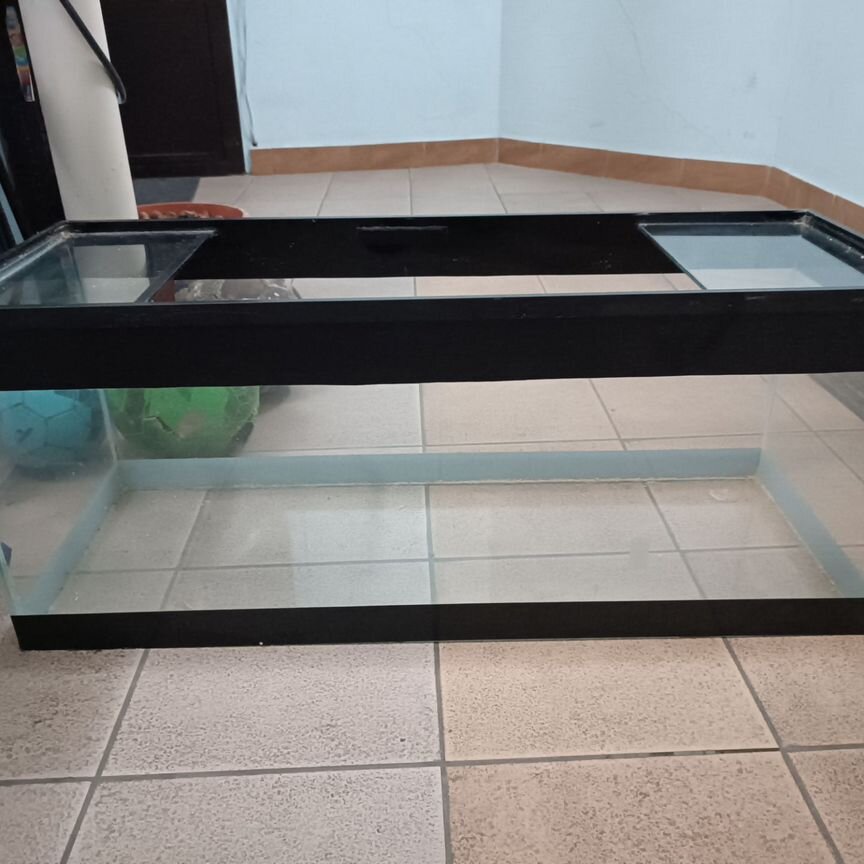 Большой террариум (аквариум)