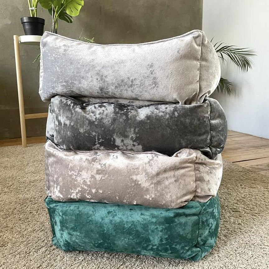 Лежанка для собак