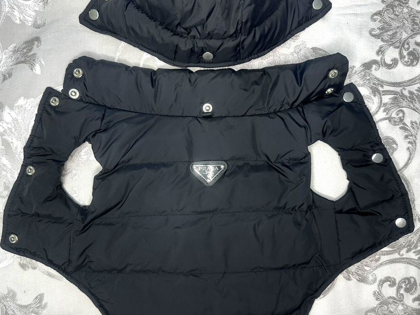 Куртка жилетка для собак Prada XS-Xl в наличии