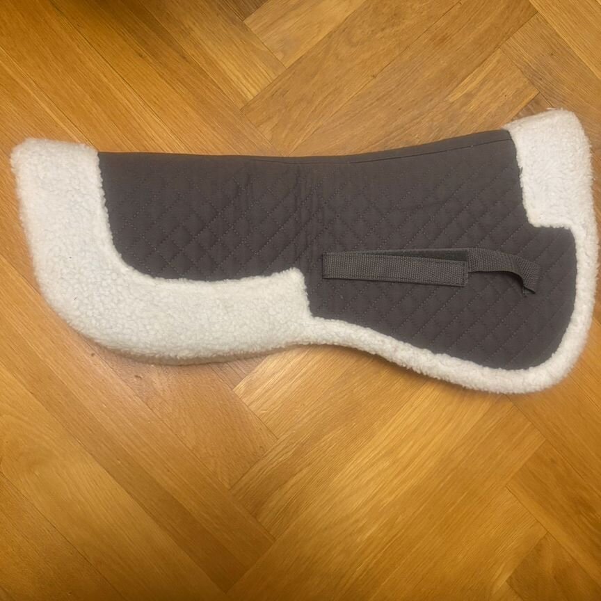 Меховушка под седло