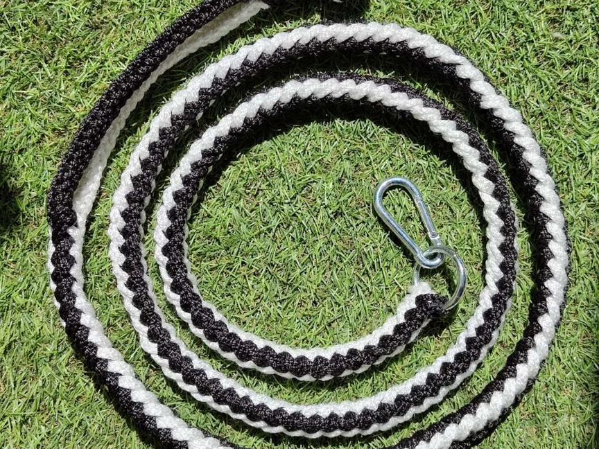 Чомбур для лошади