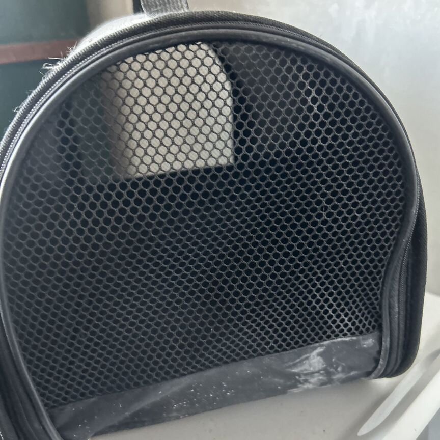 Переноска небольшая для животных