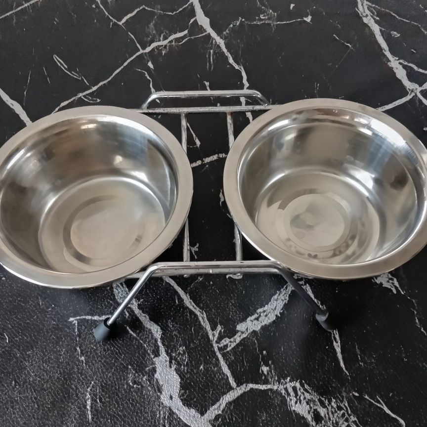 Миски для кошек на подставке