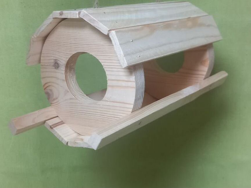 Кормушка для птиц
