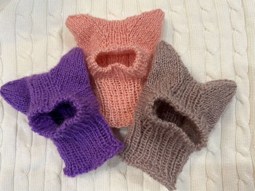 Шапочка для маленькой собачки