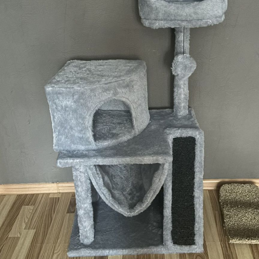 Когтеточка с домиком и лежанкой