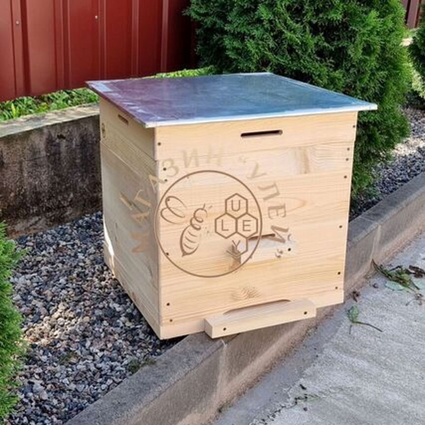 Улей для пчел на 12 рамок