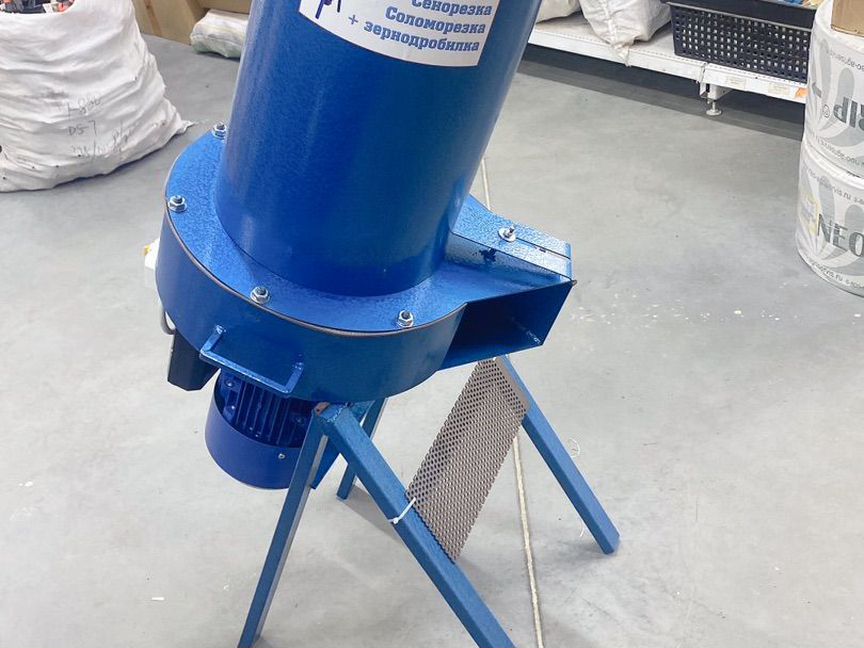 Сенорезка-соломорезка-зерно измельчитель