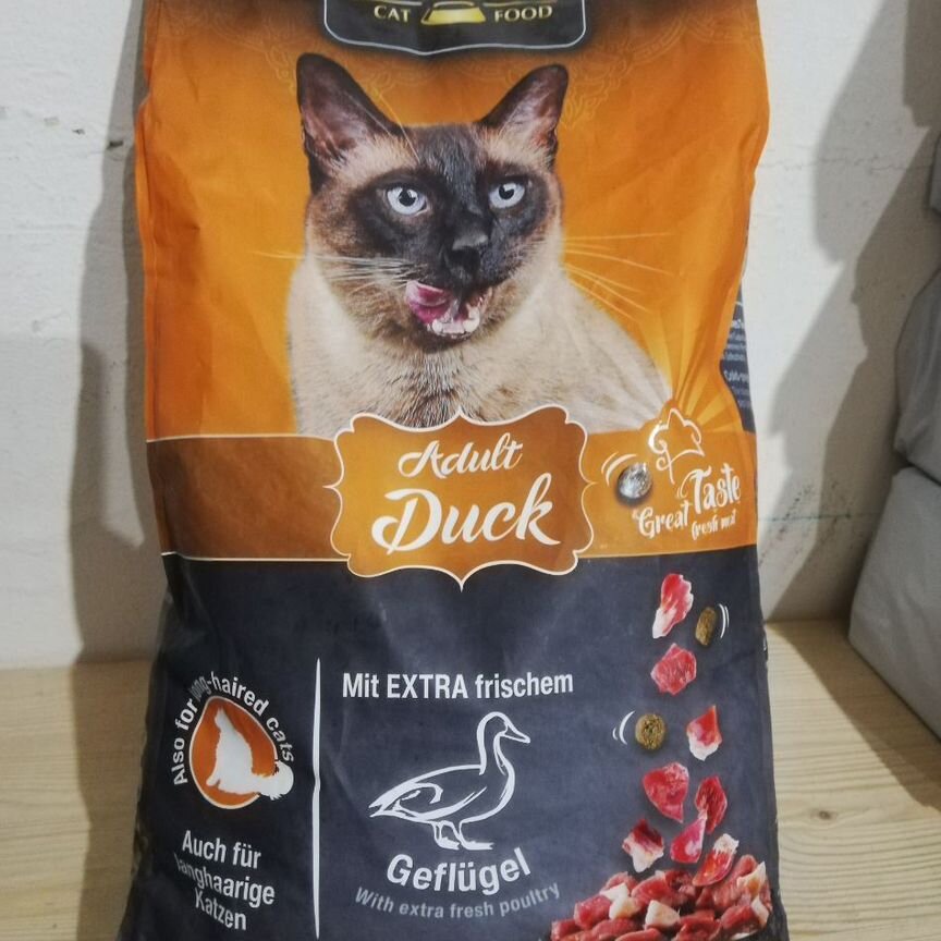 Корм для кошек Leonardo Duck 1,8 кг(поврежденный)