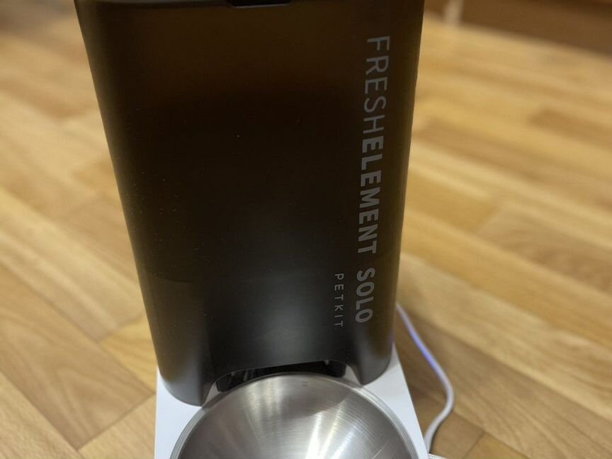 Автоматическая кормушка для кошек и собак