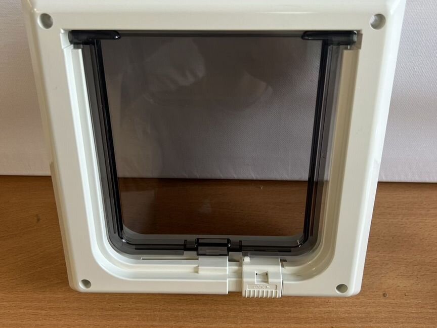 Дверца для животных