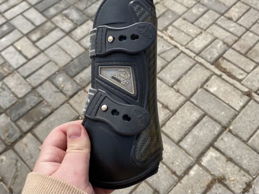 Ногавки для лошади