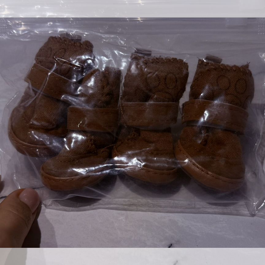 Ботинки для маленьких собак