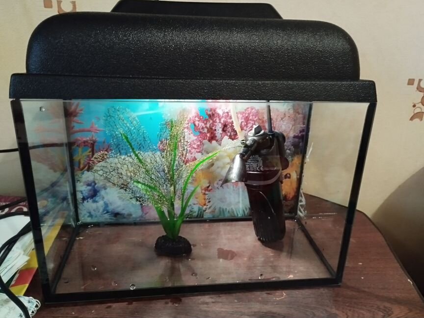 Аквариум на 8л