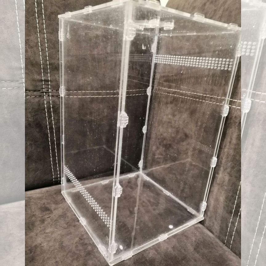 Террариум вертикальный акриловый разборный