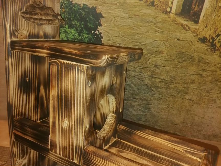 Кормушка для белок (бельчатник)