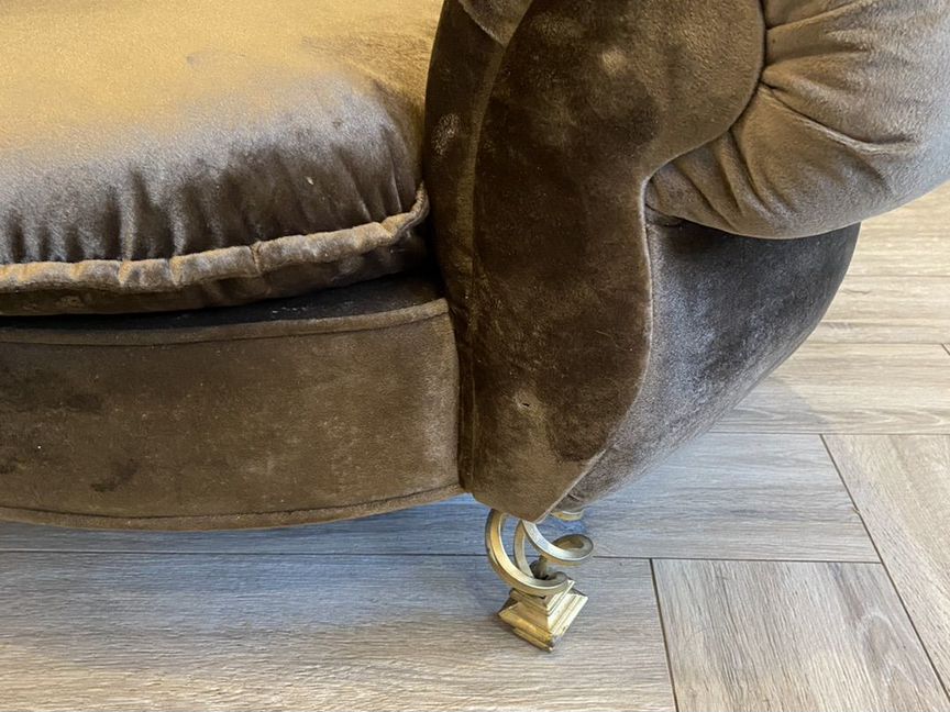 Диван для животных