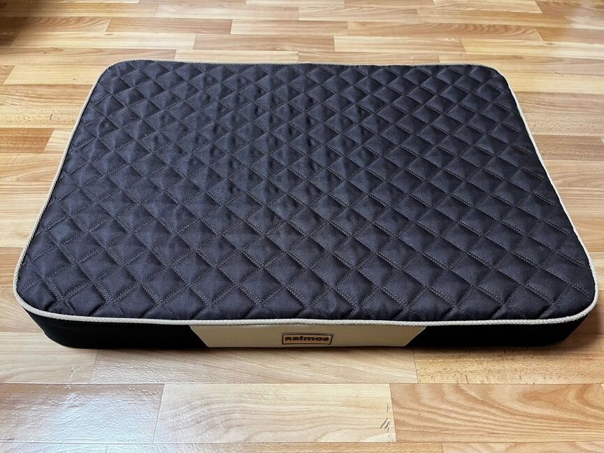 Лежанка для собаки