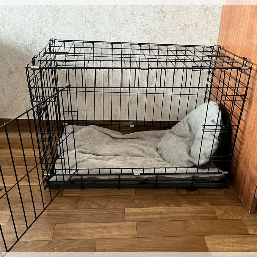 Продам клетку для маленьких и средних собак