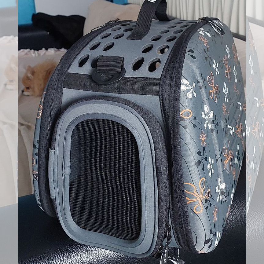 Переноска для собак и кошек