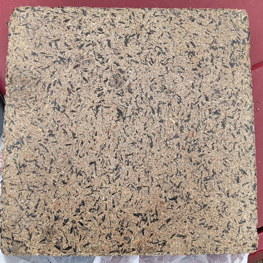 Жмых прессованный 30*30*3