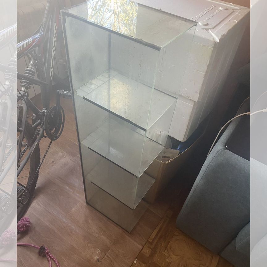 Аквариум на 4 секции