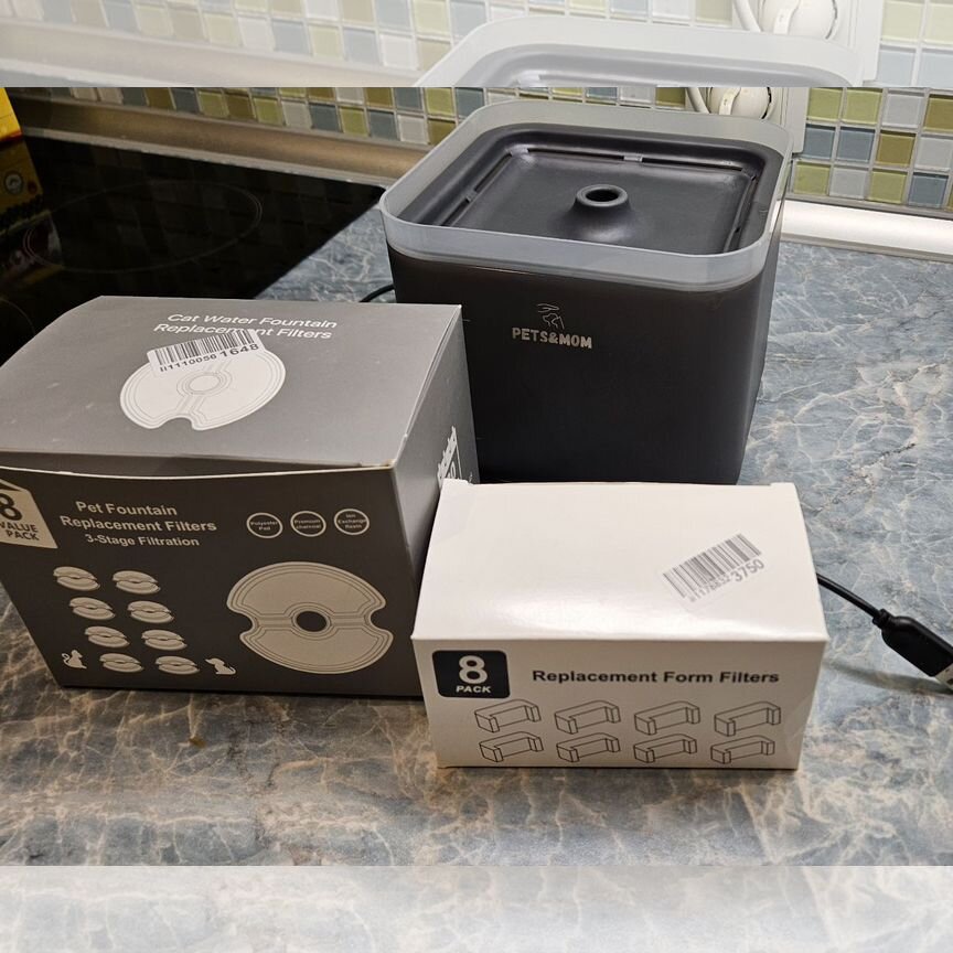 Фонтанчик питьевой для кошек