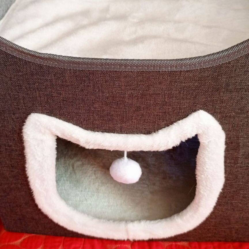 Домик для кошки с когтеточкой новый