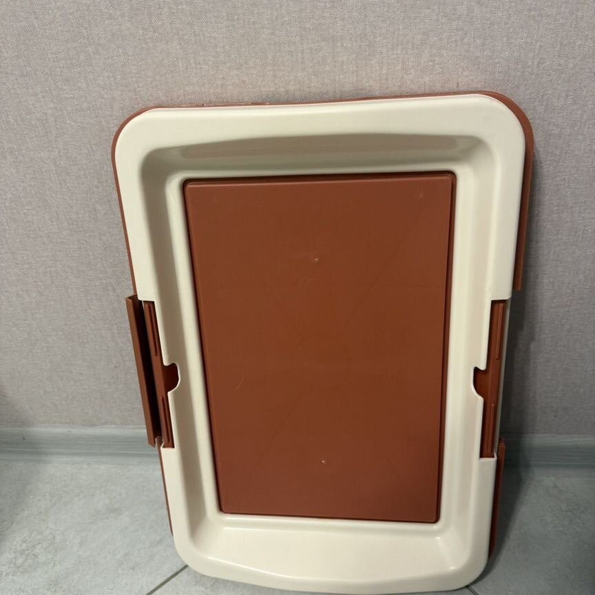 Лоток для собак под пеленку