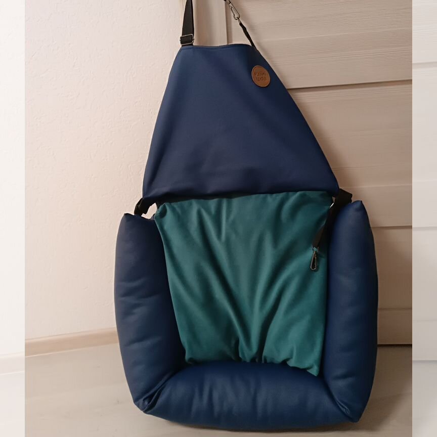 Автокресло для собак в машину