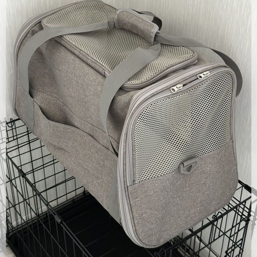 Переноска для кошек и собак