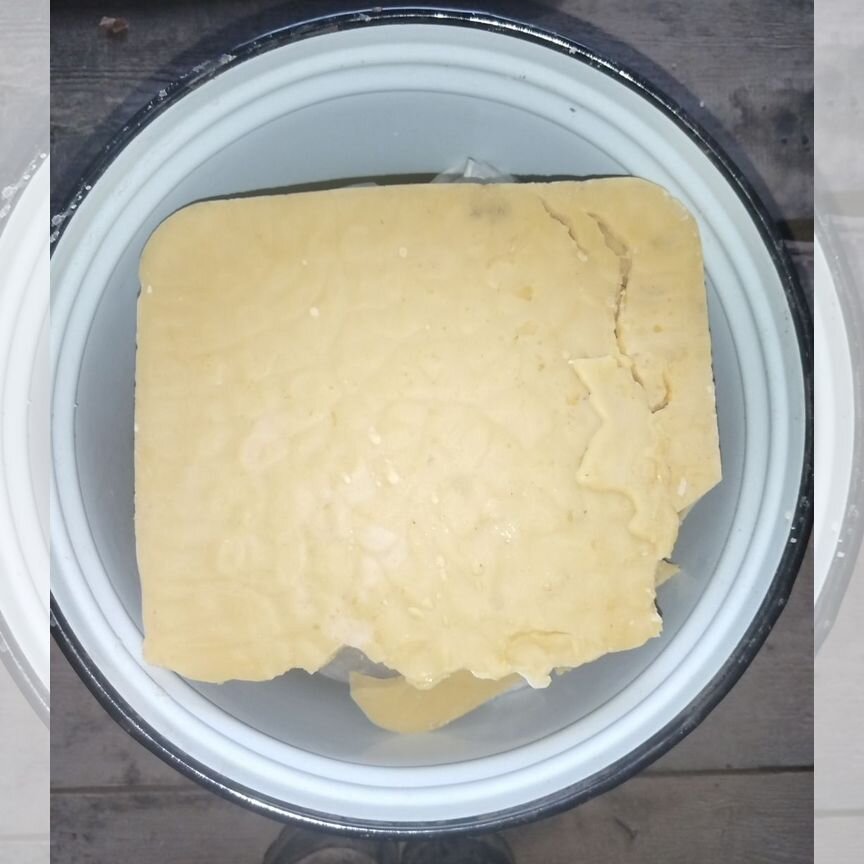 Пчелиный воск