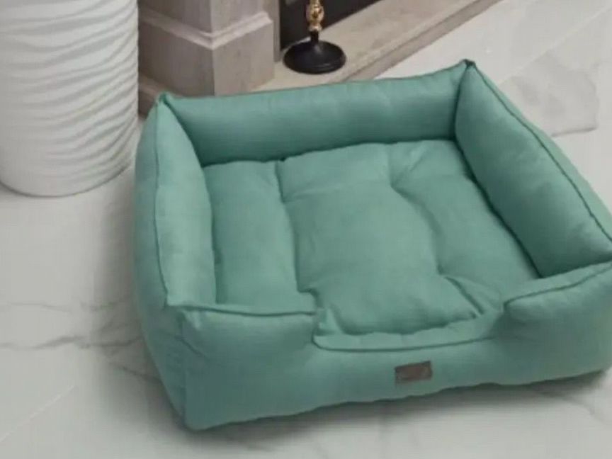 Лежанка для кошек и мелких собак