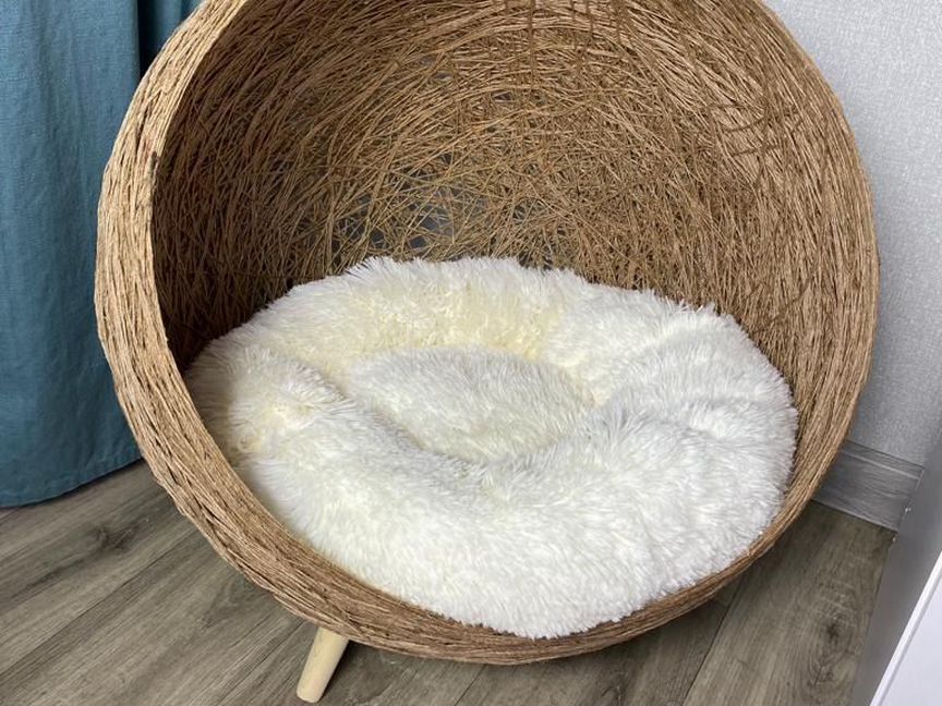 Домик/лежанка для кошек и собак мелких пород