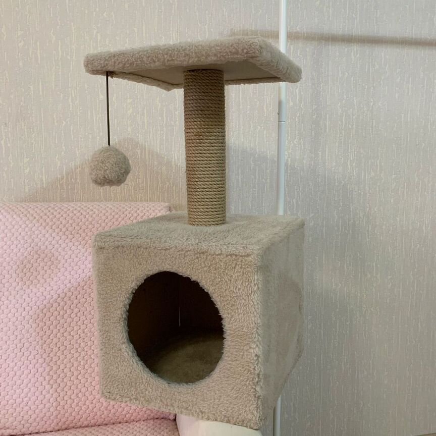 Домик-когтеточка для кошек