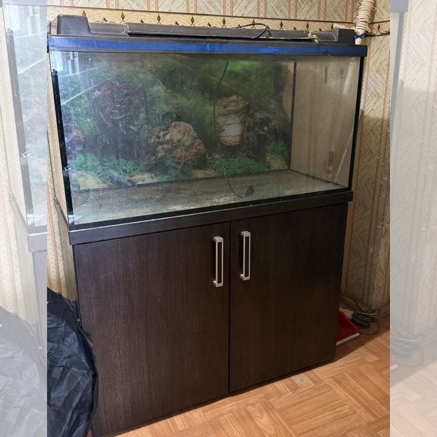 Аквариум с тумбой 200л