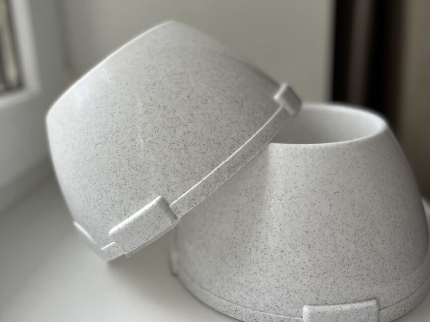 Миска для вислоухих собак